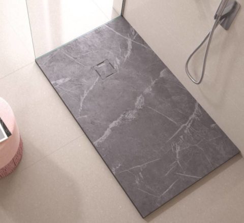 Bac de douche en résine extra-plat avec un décor bois, marbre, béton ou ...